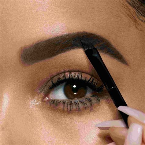 Perfect Eyebrow Makeup