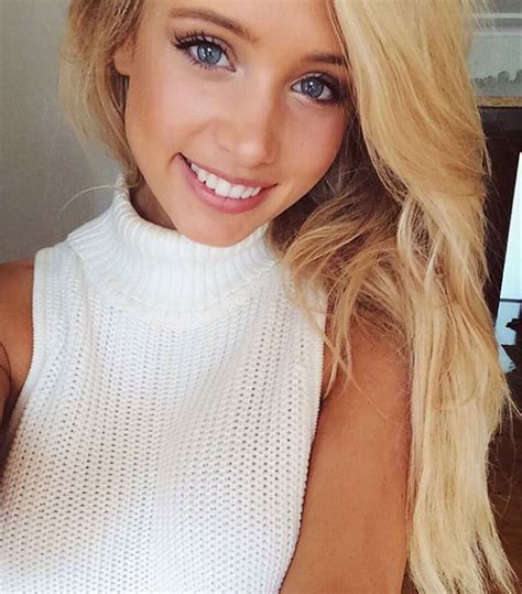 Pretty Girls 35 Pics