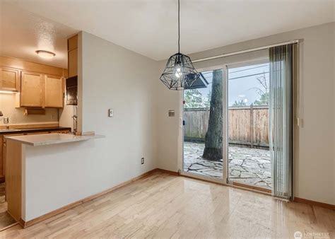 7415 212th St Sw 3 Edmonds Wa 98026 Redfin
