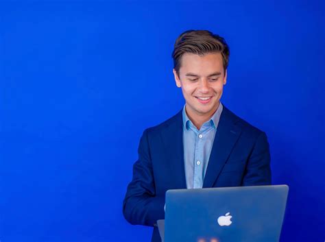 How To Automate A Seamless Onboarding Experience With Workflows