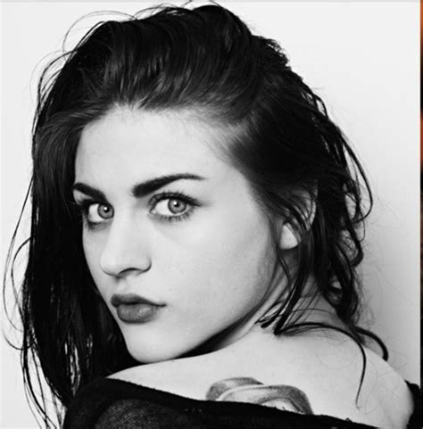 Пин от пользователя Estrella Graulau на доске Faces Фрэнсис бин кобейн Курт кобейн Дочь