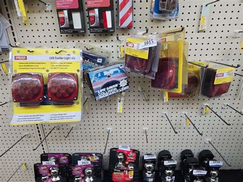 Trailer Tail Lights Stop Lights Collision Avoidance Light Assiter