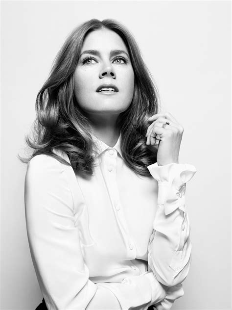 Grayscale Amy Scrolller