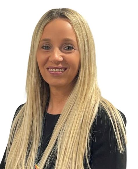 Clare Watsons Instagram Twitter And Facebook On Idcrawl