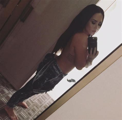 Demi Lovato Topless Porn Pictures Xxx Photos Sex Images Pictoa