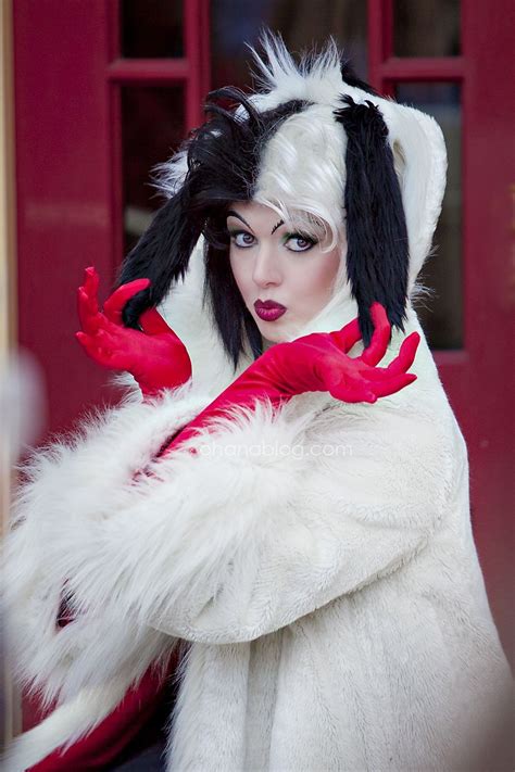 Cruella De Vil Hairstyle