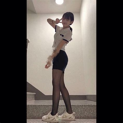 의상 코디에 있는 Jun Song님의 핀 스타킹 코디 교복 청소년 여자 패션