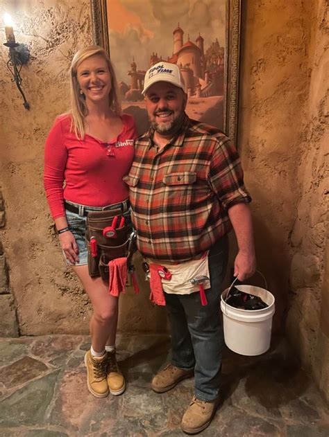 Al And Heidi From Tool Time Reporting For Duty 🔨🎃 Disney Cosplay