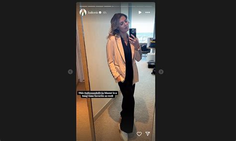 Amanda Balionis Amanda Balionis Rocks 198 Almond Colored Blazer On