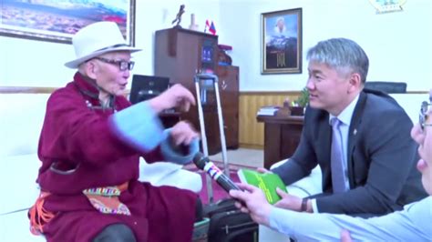 Төр нийгмийн зүтгэлтэн Ц Лоохууз агсан Залуус Коммунизм санагалзан Ардчилал ыг зүхэж эхэллээ‼