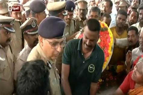 டிஐஜி விஜயகுமார் உடலுக்கு டிஜிபி சங்கர் ஜிவால் நேரில் அஞ்சலி தமிழ்நாடு