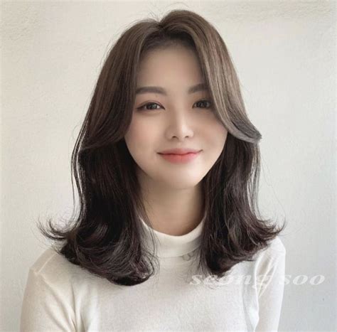 35 Korean Curtain Bangs Styles That Look Good On Everyone Medium