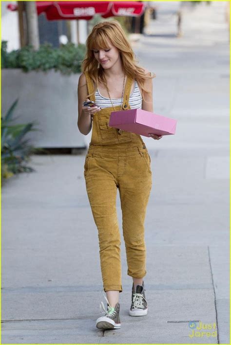 Bella Thorne Business Meeting Beauty 03 Bella Thorne Style Cute