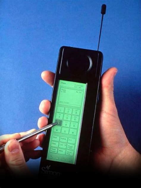 7 Oldest Cell Phones In The World News24