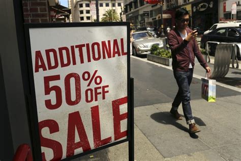 Moderate Upsurge In Us Retail Sales As Economy Continues Steady