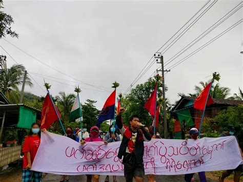 လောင်းလုံးတွင် တော်လှန်လူငယ်များက ဖက်ဆစ် စစ်တပ် ဆန့်ကျင်ရေး ချီတက