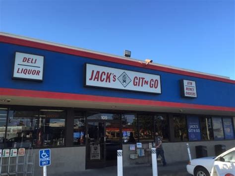 Jacks Git N Go Updated October 2025 10 Photos And 44 Reviews 105 N