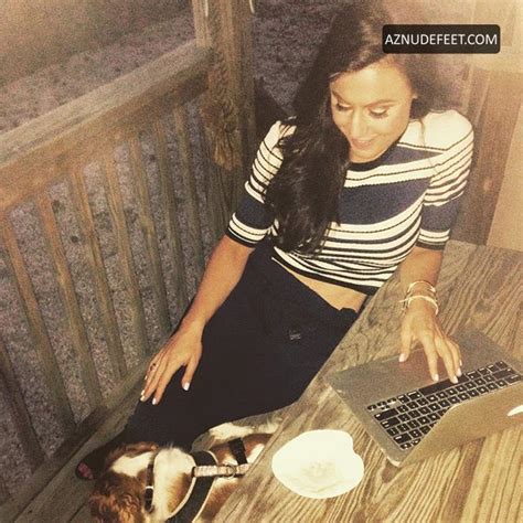 Andrea Tantaros Feet Aznudefeet