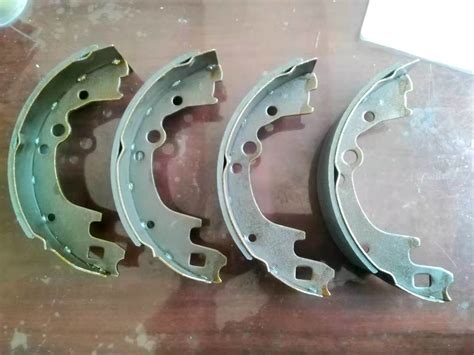 High Quality Disc Spare Part Brake Shoe For Mazda K3350 China Brake