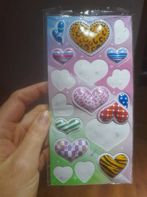 Обємні наліпки серце — ціна 75 грн у каталозі Листівки і конверти Купити товари для дому та