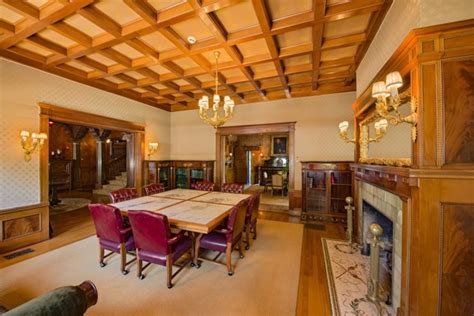 Small Wedding Venu Details