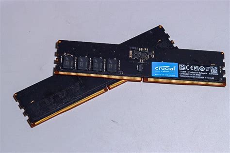 开机即6400mhz，同频ddr5差10 性能，英睿达ddr5 6400 Cudimm的“内置时钟”，真能碾压传统内存？ 知乎