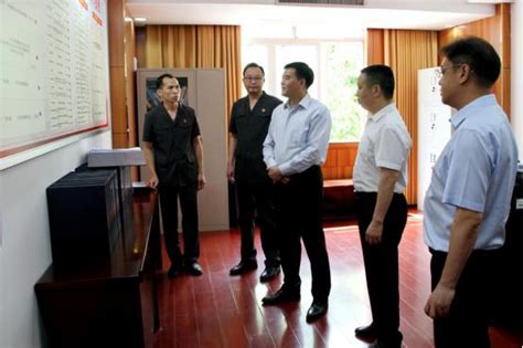 教育整顿进行时│贺州市委常委、八步区委书记徐海浪到区法院调研政法队伍教育整顿澎湃号·政务澎湃新闻 The Paper