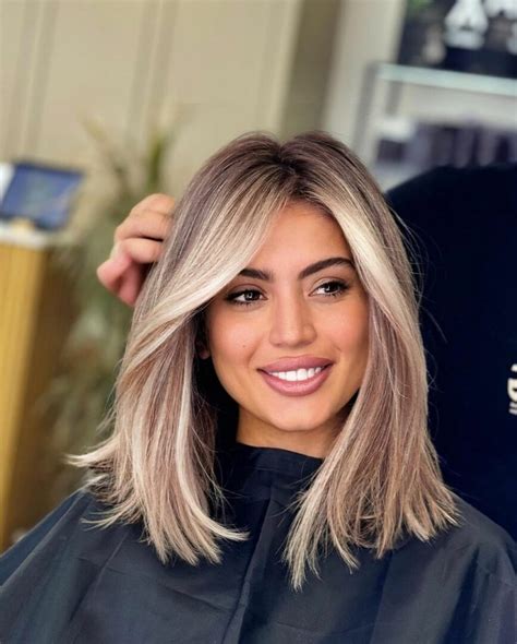 12 Tagli Di Capelli Di Media Lunghezza Più Belli Da Provare Per Le Donne