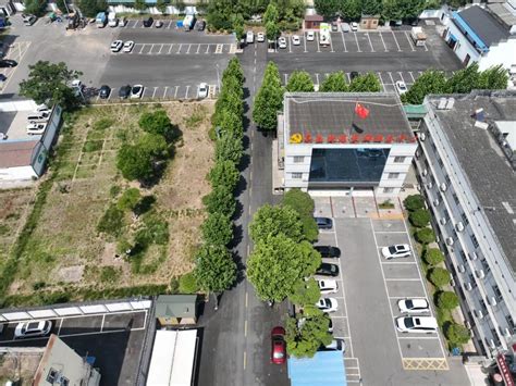 停车“增位” 闲置空地巧变公共停车场淮北市住房和城乡建设局
