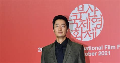 T포토 박해일 완벽한 수트핏