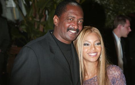 Mathew Knowles Blames Label For Beyoncés Album Of The Year Snubs At