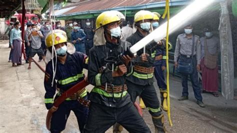 ညောင်တုန်းမြို့ စည်ပင်သာယာမြို့မဈေး၌ မီးဘေးအန္တရာယ်ကြိုတင်ကာကွယ်ရေး အသိပညာပေး ဟောပြောပွဲနှင့် လက