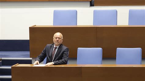 Тагарев е подписал с Умеров писмо за готовността на България да помага на Украйна От деня