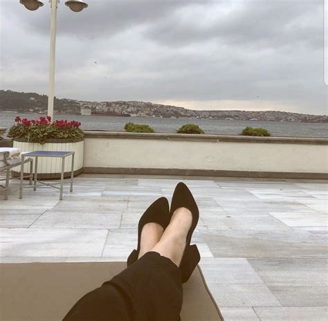 Duygu Koseoglus Feet