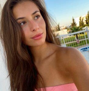 Isabel Haugseng Johansen Wiki Erling Haalands Girlfriend Age