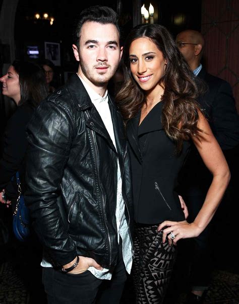 Danielle Jonas Pregnant Bump