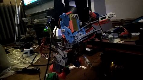 Diy Bipedal Raspberry Pi Robot Test 2 Walking Youtube