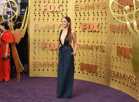 Emilia Clarke Sexy Tits In Cleavage Photos The Fappening