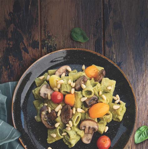 Creamy Cashew Pesto Pasta Summer 2020 Edible Asheville