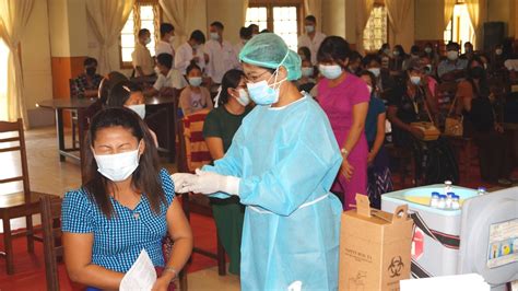 လယ် ဝေးမြို့နယ်တွင် ကိုဗစ် ၁၉ ကာကွယ်ဆေးကို တစ်မြို့နယ်လုံးလွှမ်းခြုံနိုင်စေရန် ဆက်လက်ထိုးနှံပေး