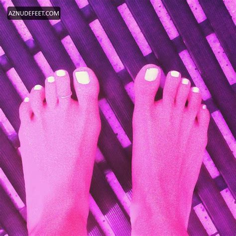 Stephanie Nur Feet Aznudefeet
