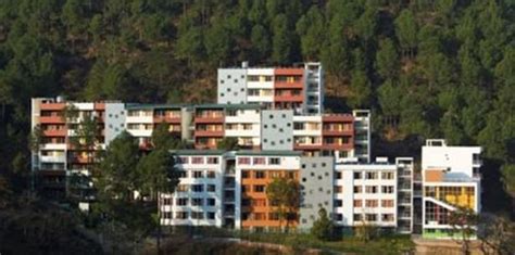 Shoolini University Btech Cse Graphics And Animation Leet Fees