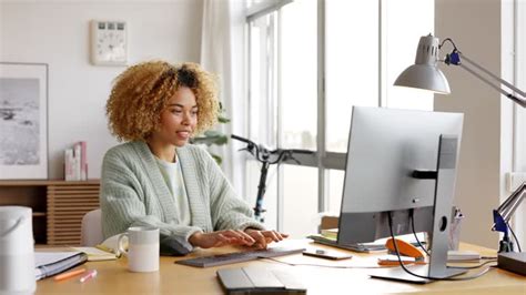 192 500 People Typing On Computer Stock Videos And Royalty Free Footage Istock