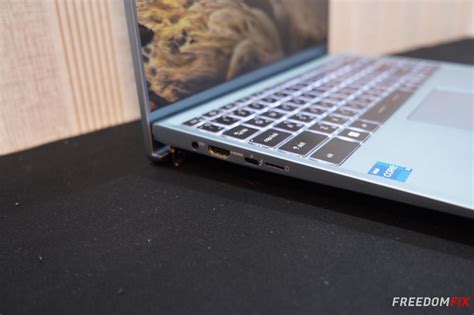 รับซ่อมบอดี้ กรอบจอ Msi Modern 14 B11m 674th กรอบจอแตก บอดี้อ้า ฝาจออ้า เวลาเปิดหน้าจอ ราคา ไม่แพง