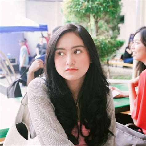 Deretan Artis Yang Punya Pipi Chubby Bikin Tampak Awet Muda Dan Menggemaskan