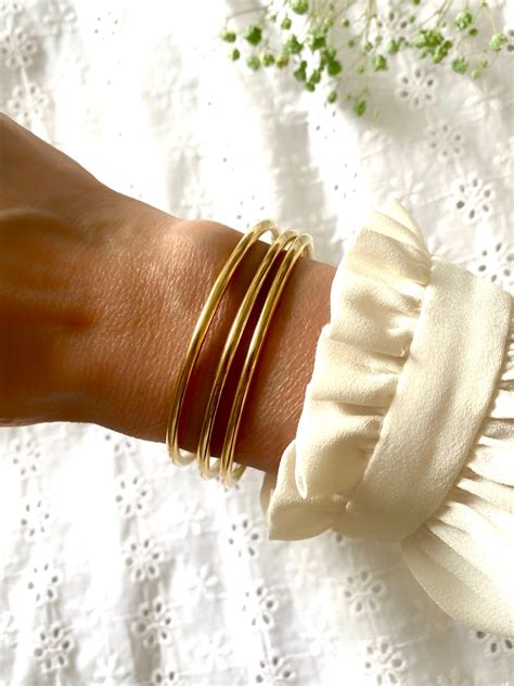 Bracelets Joncs Or Fins En Acier Inoxydable Plaqués Or Vendus à LunitÉ Ou En Lot Cadeau Femme