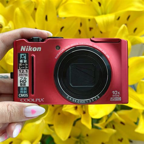 Nikon Coolpix S8100 Soho Camera