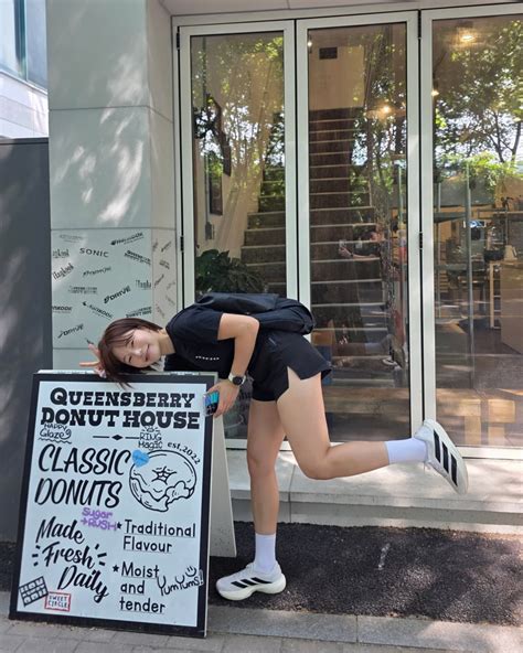 😈고고팡팡👽 협찬 요즘 정말 너무 더워요🥲 그래서 달리기를 하고 나면 땀만 나는 게 아니라 왠지 모르게 몸에 열을 머금고 있는 느낌 근데 집에서 그렇다고 해서