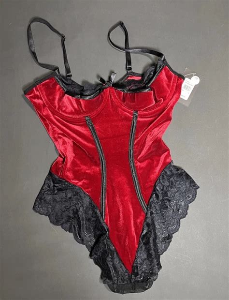 Fredericks Of Hollywood Red Hot Sexy Regina Lingerie 1 Piece Bodysuit Sz M Nwt £40 09 Picclick Uk