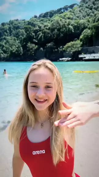 Valeria Nagurenko And Valeria Negurenk Discover